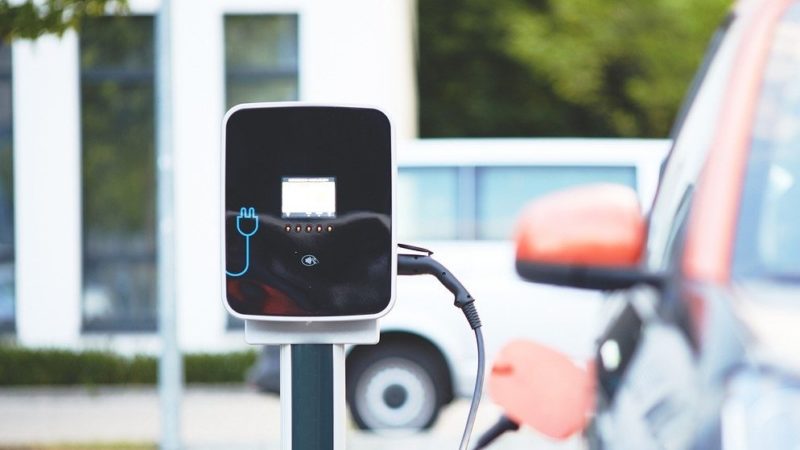 Alternative drive systems: fewer e-cars, more hybrids | VDIK - Verband ...